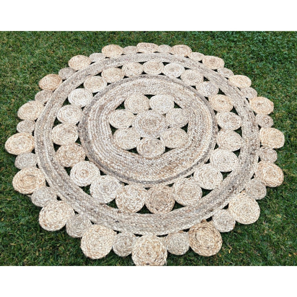 Round jute detailed cut out rug – Fairytale Events Pty Ltd